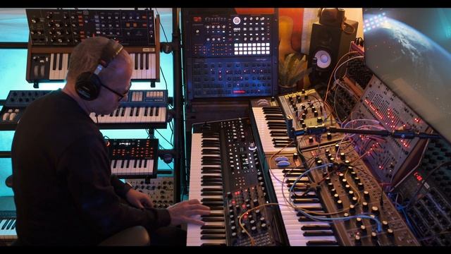 Galactic Shores - Berlin School  Ambient Synth Jam