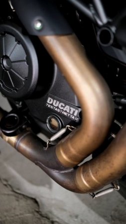 Ducati Diavel Strada