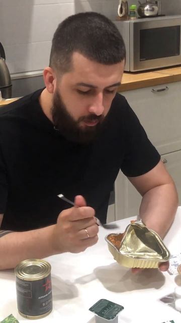 Обзор сухого пайка армейского стандартного и ВДВ , полный обзор на канале🫡 подпишись пожалуйста (2)