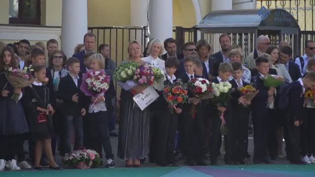 ≪МИЛАЯ УЧИТЕЛЬНИЦА≫ БАМ Таксимо Т. Шаманская
 АВТОРЫ: Комп. П. Толмачёв , поэт Влад. Скиф. Кристалл