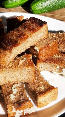 Вкуснейшие чесночные гренки на решётке. Перекус на мангале, дюжина рецептов (11).