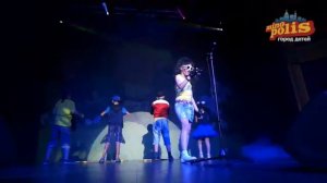 Минополис. "We Will Rock You 220 вольт!"