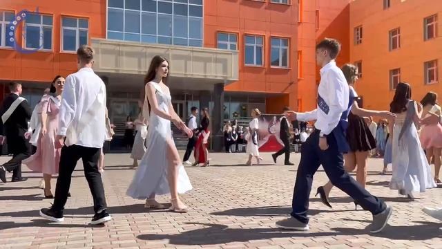 Последний звонок у 9 классов
