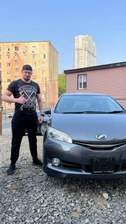 Выдача автомобиля Toyota Wish