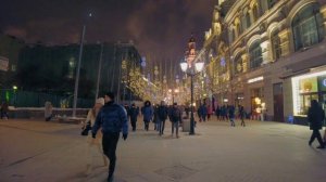 МОСКВА в сказочной зиме! 🎄 Прогулка по Красной площади: Новый год и Рождество в России!