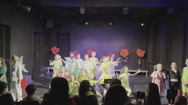 «Дюймовочка» 
Спектакль детской театральной студии КУРАЖ