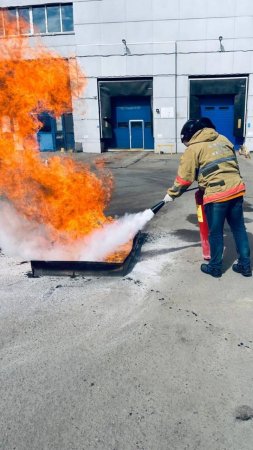 Тренировка по пожарной безопасности на объекте Ломоносовского района 2