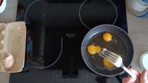 Как приготовить яичницу?