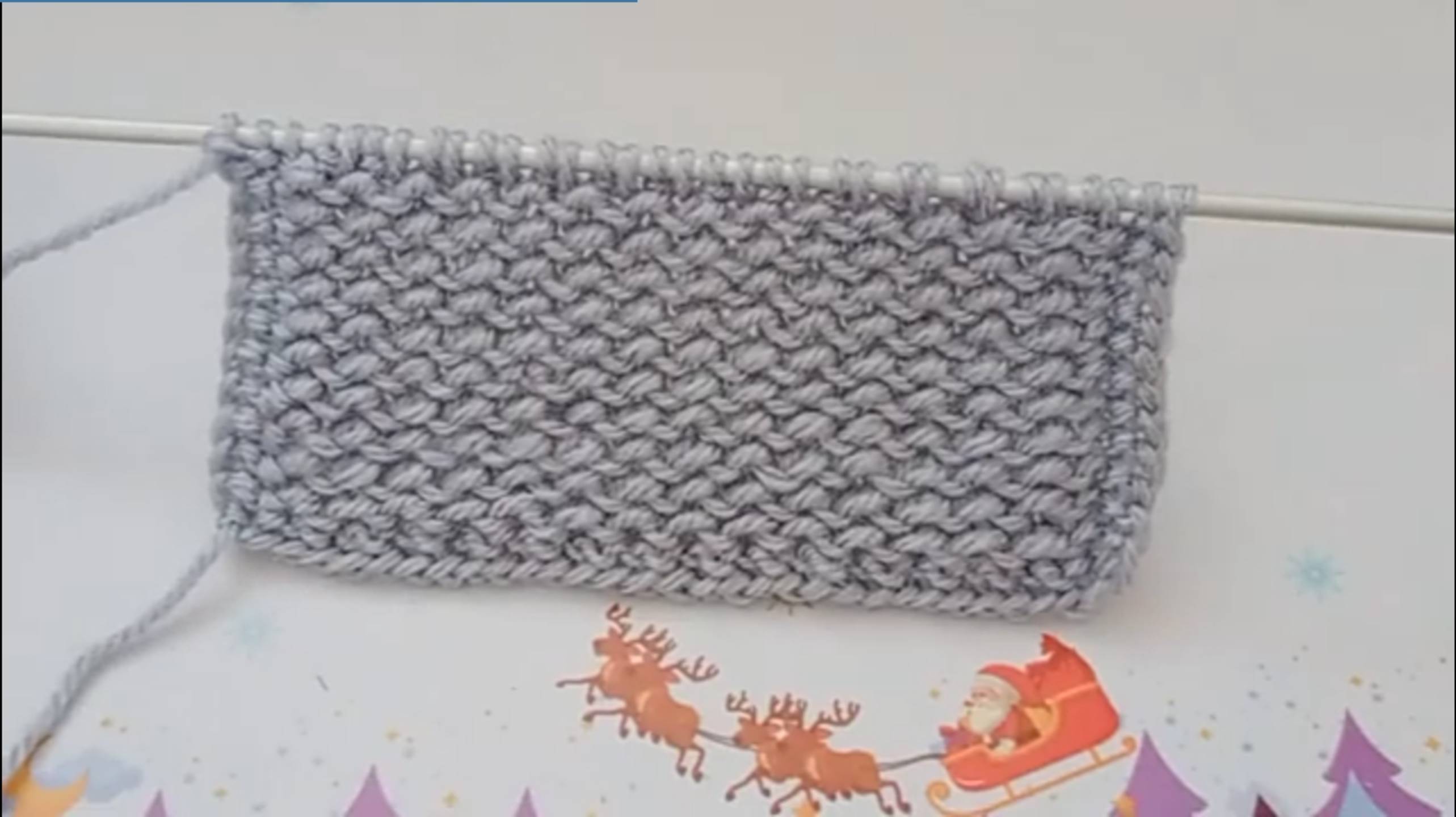 Плотный двухсторонний узор спицами только лицевыми петлями.