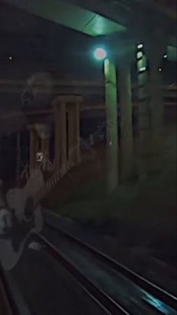 Гитара и душа: атмосфера ночи раскроет твой сезам!