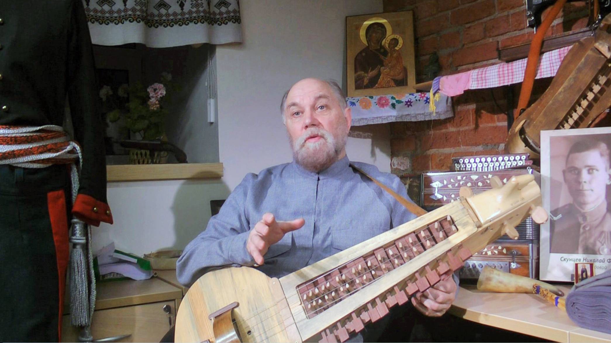 Владимир Скунцев, рук. ансамбля "Казачий круг" (Москва) - интервью (часть 1)