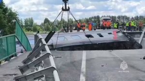 Обрушившийся в Брянской области мост не подлежит восстановлению, вместо него построят новый...