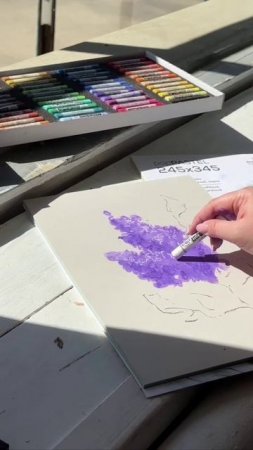 А вы уже рисовали сирень в этом году?