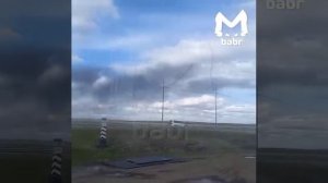В сети публикуют момент старта дронов из фуры в Иркутской области. После этого фура сгорела