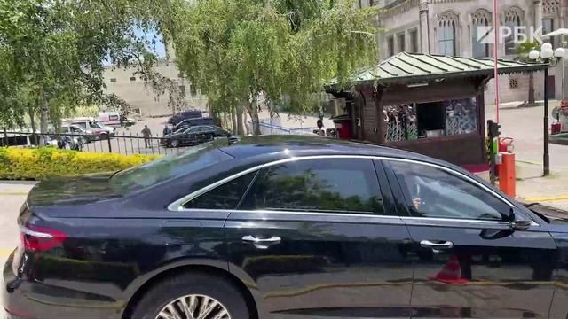 Российская делегация прибыла на место переговоров в Стамбуле