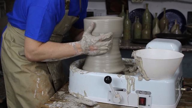 Выкрутка цилиндра из 6 кг глины на Никодим Классик 250 Вт