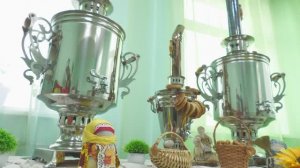 У самовара я и моя Маша