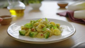 Ореккьетте с Песто Пеперончино и брокколи