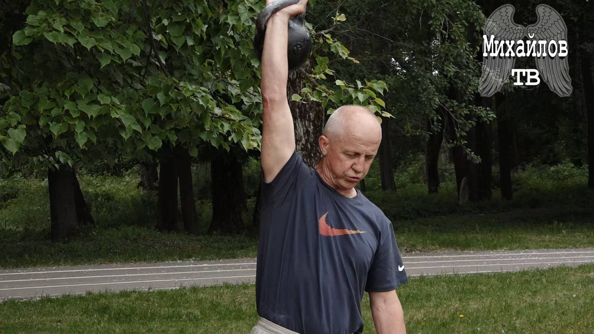 Юрий Семёнов. Поднятия гири