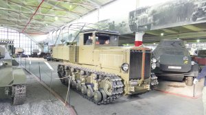 Артиллерийский тягач "Коминтерн", выставка "Моторы Войны" , 9 мая 2025