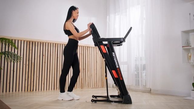 Видеообзор беговой дорожки  с моделью