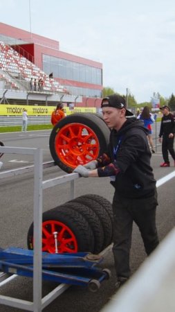 Герои, которые не носят плащи (да и шлема тоже) 🦸