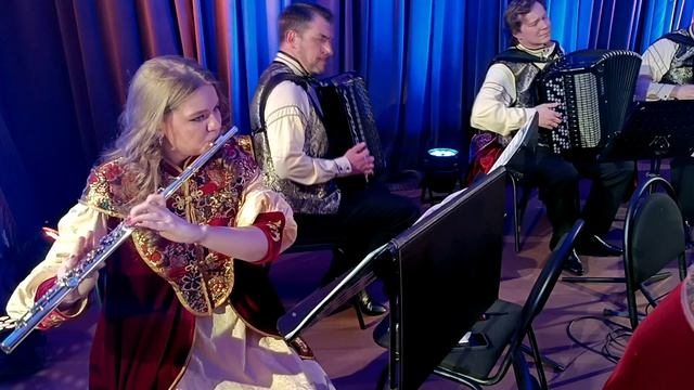 Роберто Молинелли “Танго клуб”.