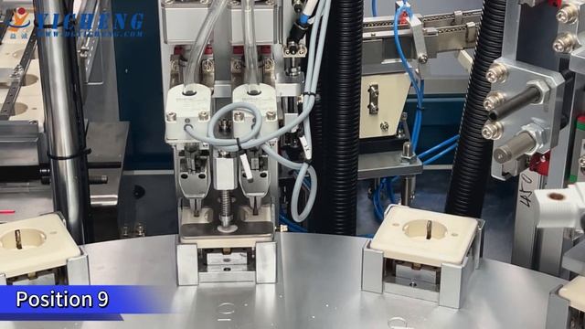 How are sockets assembled "automatically"?