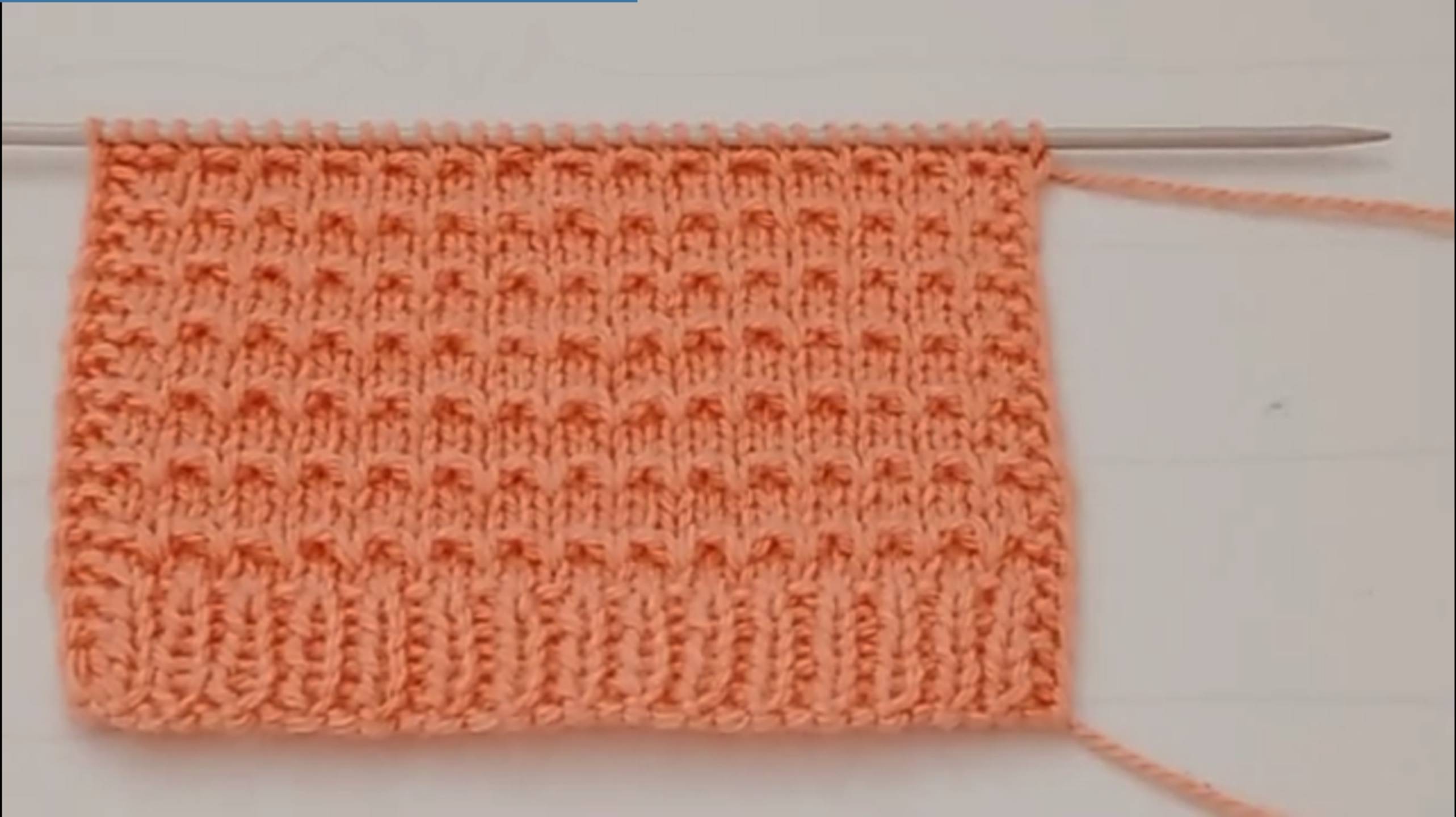 Красивый совсем несложный универсальный узор спицами.