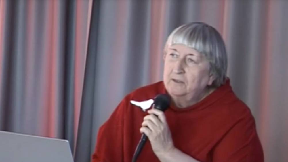 ЛЕТО. ПОСТОРОННИМ ВХОД ВОСПРЕЩЕН. - размышления Лидии Русаковой, народного учителя РФ