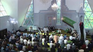 Торжественные намазы в честь праздника Курбан-байрам совершаются по всей стране