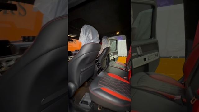 Keyless Go, доводчики дверей и многое другое ожидает G63!