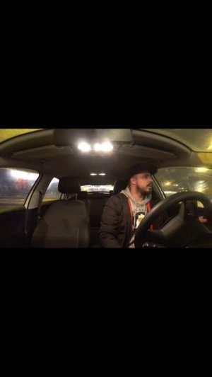 БУХОЙ ПАССАЖИР СБЕЖАЛ ОТ ТАКСИСТА