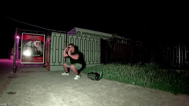 TUTTING WAVING ANIMATION ILLUSION DANCE.