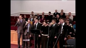 Потонули тропинки в зелени..