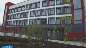 Новая Артемовская ЦРБ. Артемовский (Свердловская область) Новая поликлиника. 04.06.2025 Nekrasov Tv