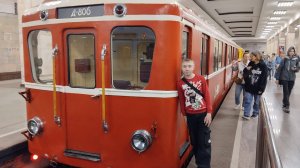 Ретро вагон метро путеизмеритель УМ-5