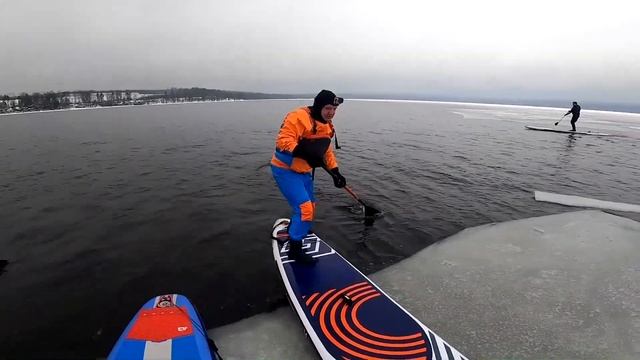 Угон льдины в Лосево