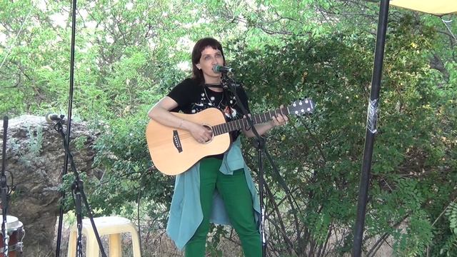 Мария Кутузова на фестивале "Малахов Камень - 23" (Недвиговка, 31 мая 2025 г.)