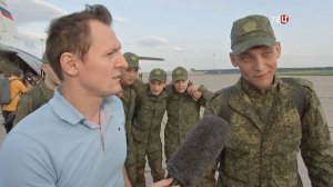Из украинского плена вернулась группа российских военнослужащих до 25 лет. Как это было