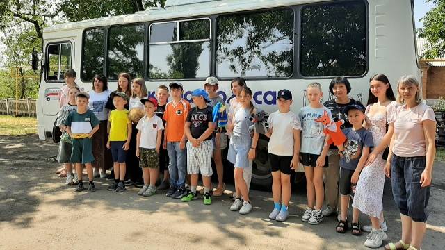 Кукольный спектакль «Как лиса волка судила» с. Самсоновка («Театр на колесах «Сказочный рейс»)