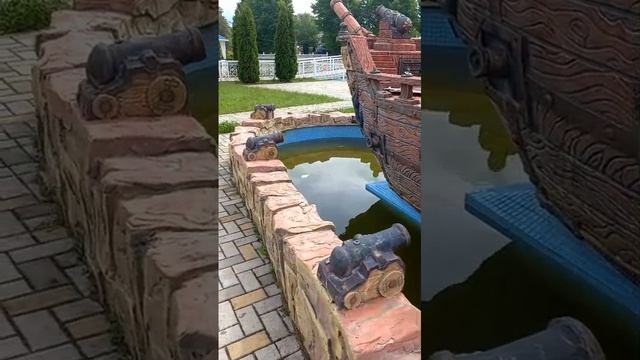 оформление водоёма  корабль из  арт бетона мастерская Спиридонова.