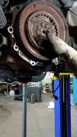 Развалился двухмассовый маховик в коробке DSG-7 DQ200 (0AM) на VW Passat B7.