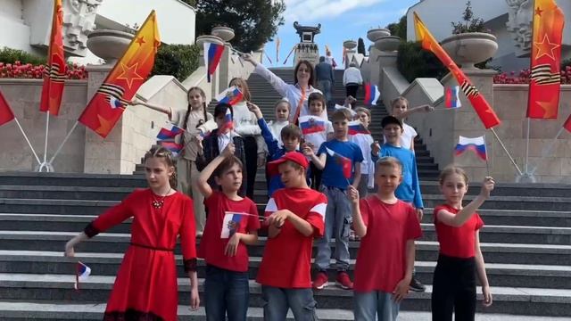 С Днем России!