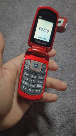 Samsung E2210