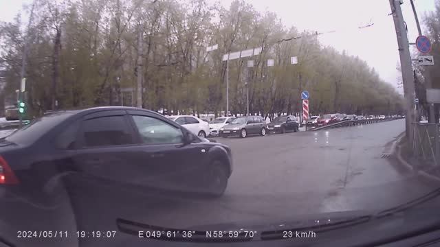 Помеха справа. ул. Воровского Производственная.