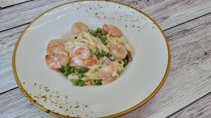 Итальянская ПАСТА С КРЕВЕТКАМИ и горошком в сливочном соусе. Вкусный ужин буквально за 20 минут!