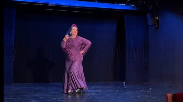 В театре Москвы