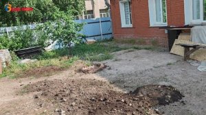Отнимают придомовую территорию…