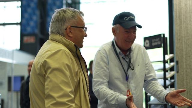 Нэнси на КаменьФорум 2025: Вдохновляя решениями в мире натурального камня!